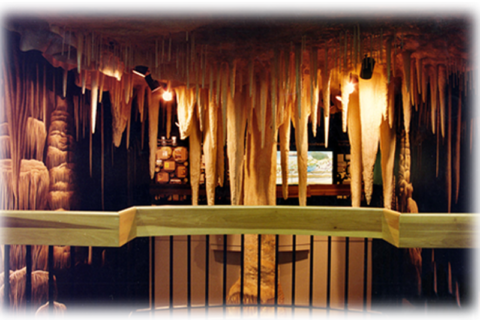 American Cave Museum - Hidden River Cave/American Cave Museum